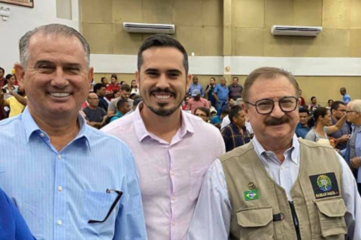 Familiares de Nabhan Garcia entram na Lista Suja